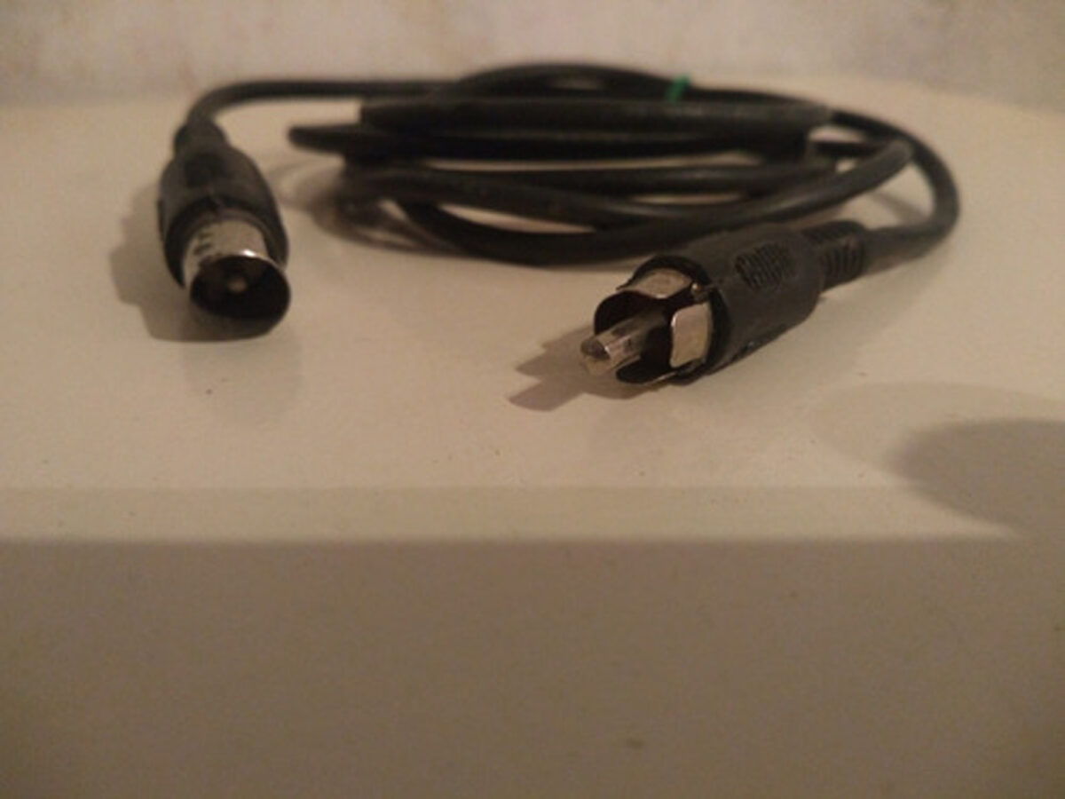 Cable Clasico A Tv Rf Family Game Sega Casettera – Museum Games