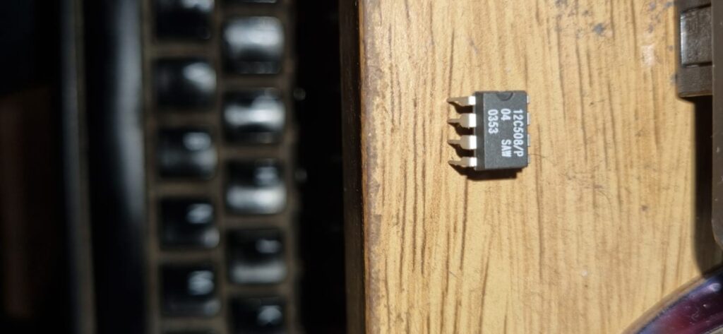 Chip 12c508/p Para Ps1 Playstation 1 Desbloqueo Region Backups – Museum ...