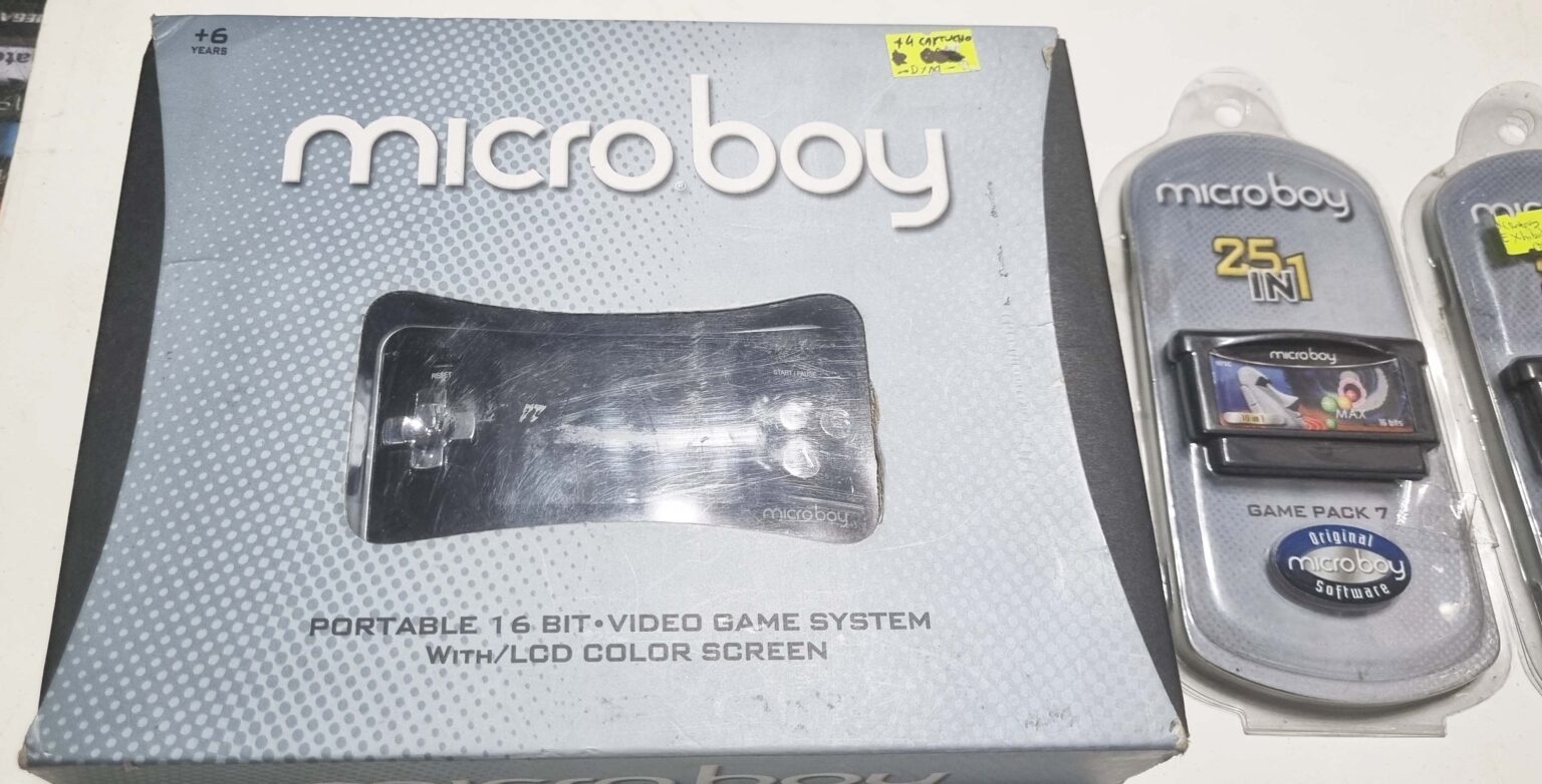 Consola Microboy Portatil 50 juegos + 2 cartuchos – Museum Games