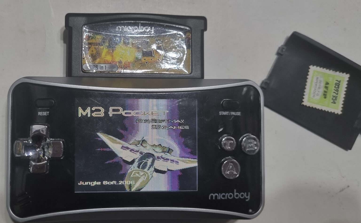 Consola Microboy Portatil 50 juegos + 2 cartuchos – Museum Games